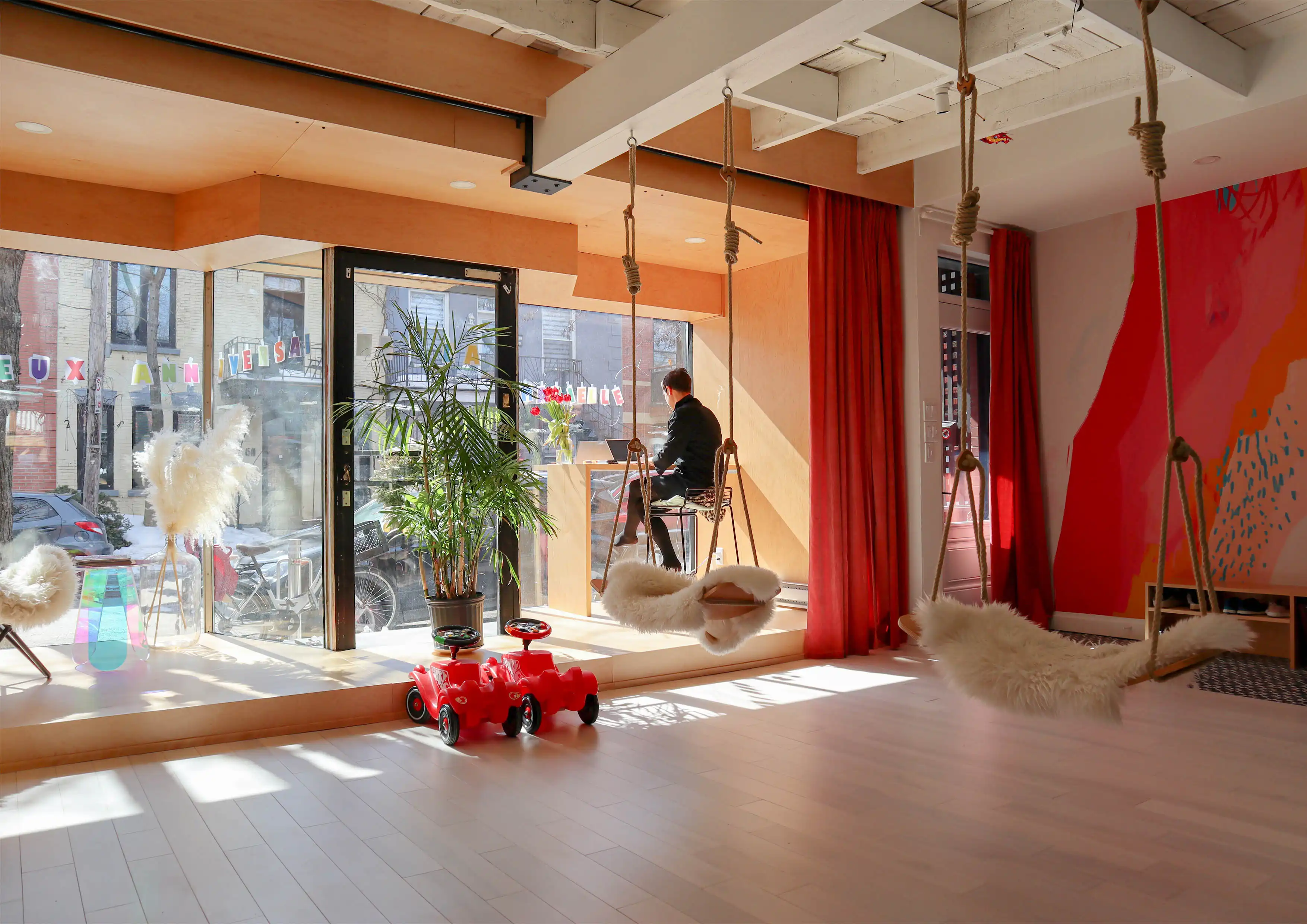 Our Services | Échelle Humaine